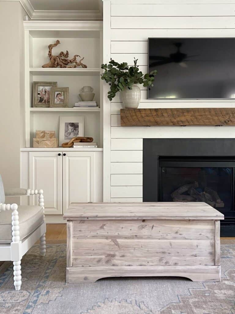 Refinishing and Bleaching Wood: My Heirloom Cedar Hope Chest - The ...