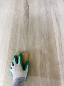 How to Sand, Bleach, and Whitewash Wood Furniture - The Coastal Oak