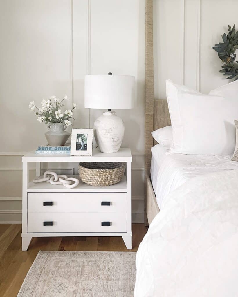Why White Bedding is the Best | The Coastal Oak