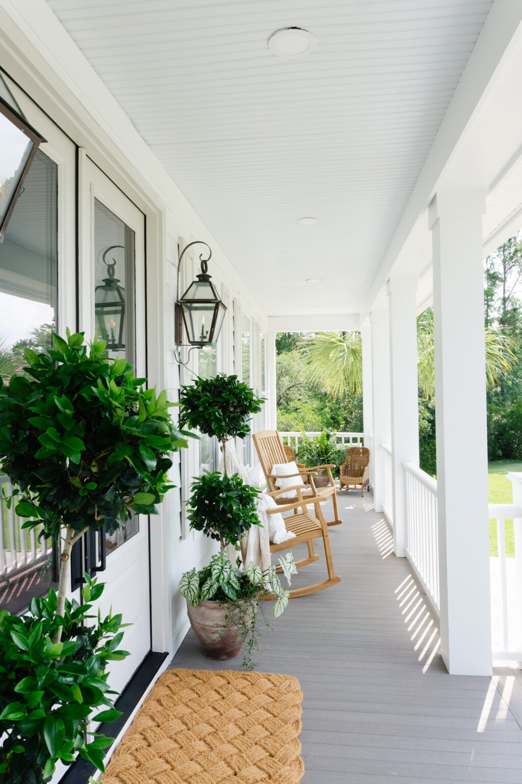 Charleston White (DCR 100) Paint Color | The Coastal Oak