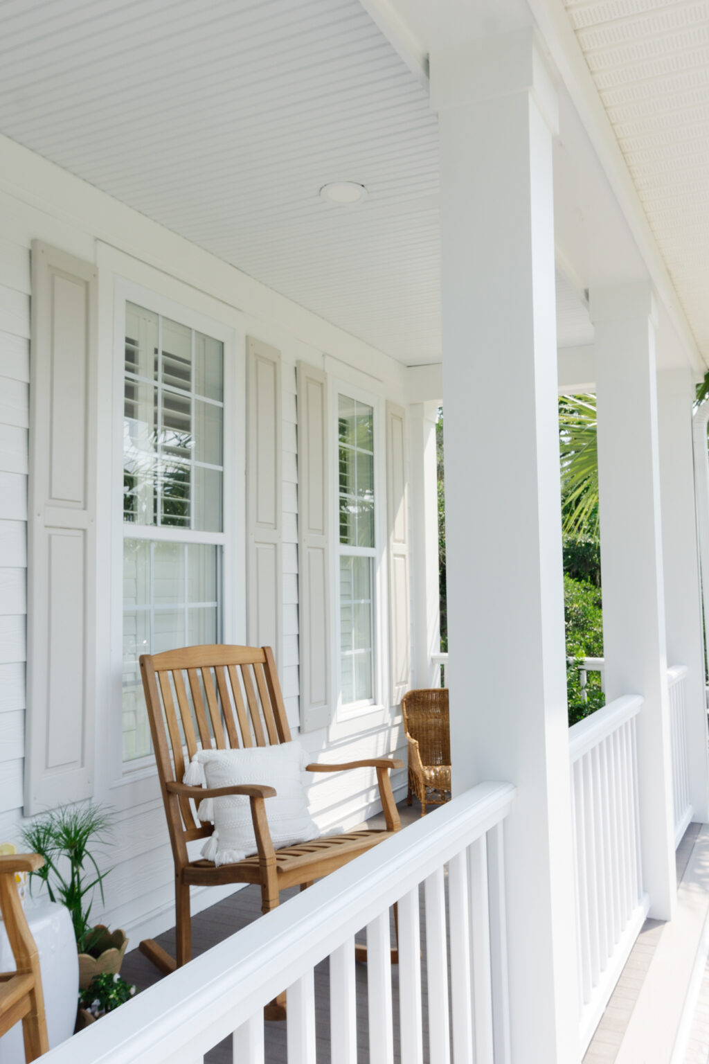 Charleston White (DCR 100) Paint Color | The Coastal Oak
