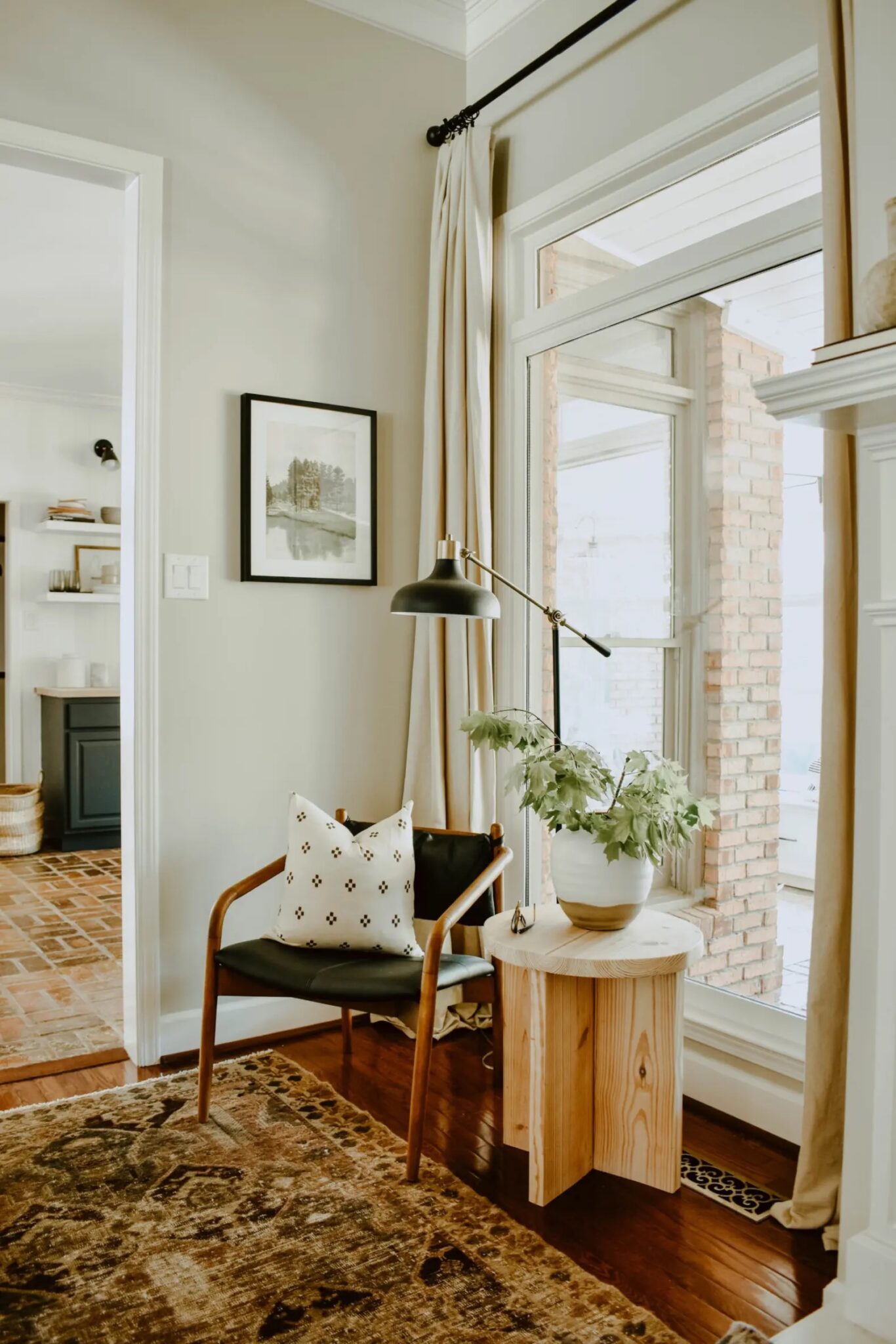 A Guide to Buying Round End Tables | The Coastal Oak